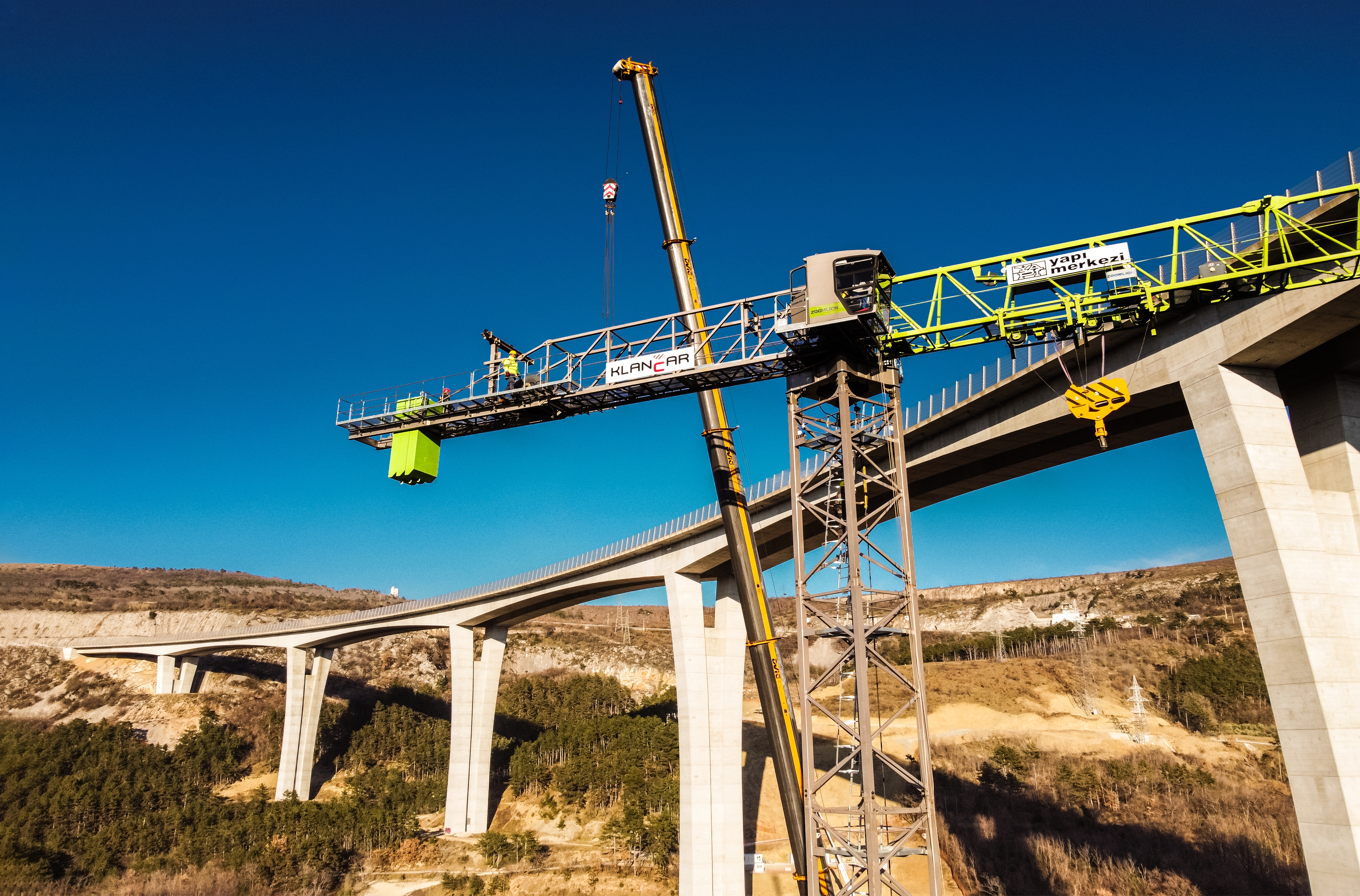 Breaking Into the Italian Market: A Construction Crane Company's Journey